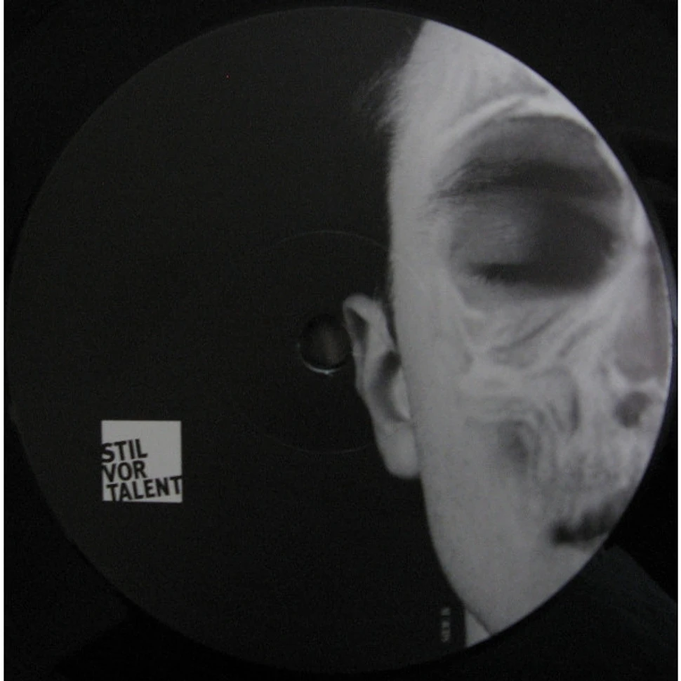 Marlon Hoffstadt & HRRSN - Skin & Bone - Vinyl 12" - 2013 - DE ...